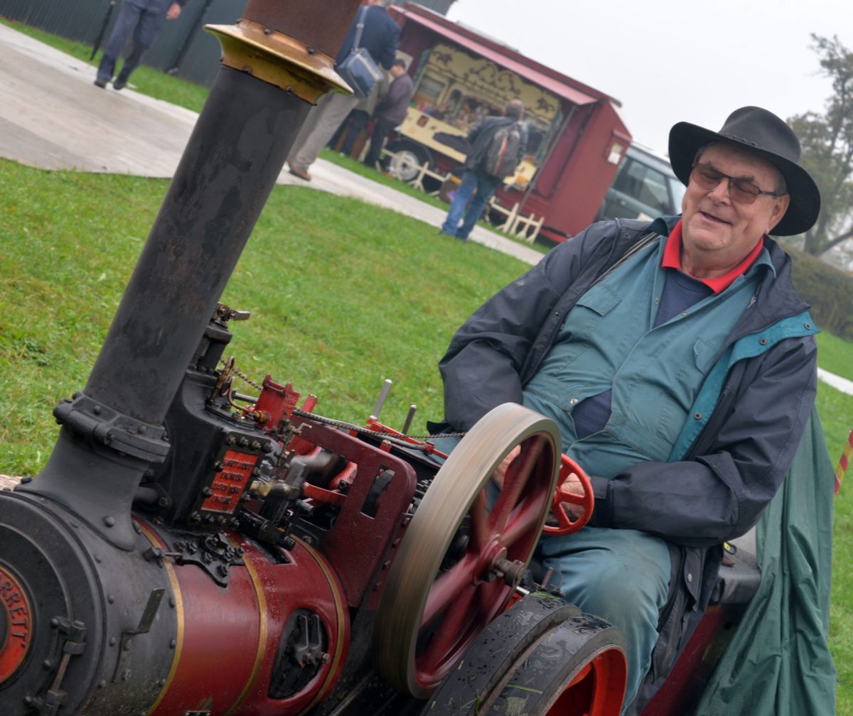 Cut down to size at the Midlands Model Engineering Exhibition - The ...