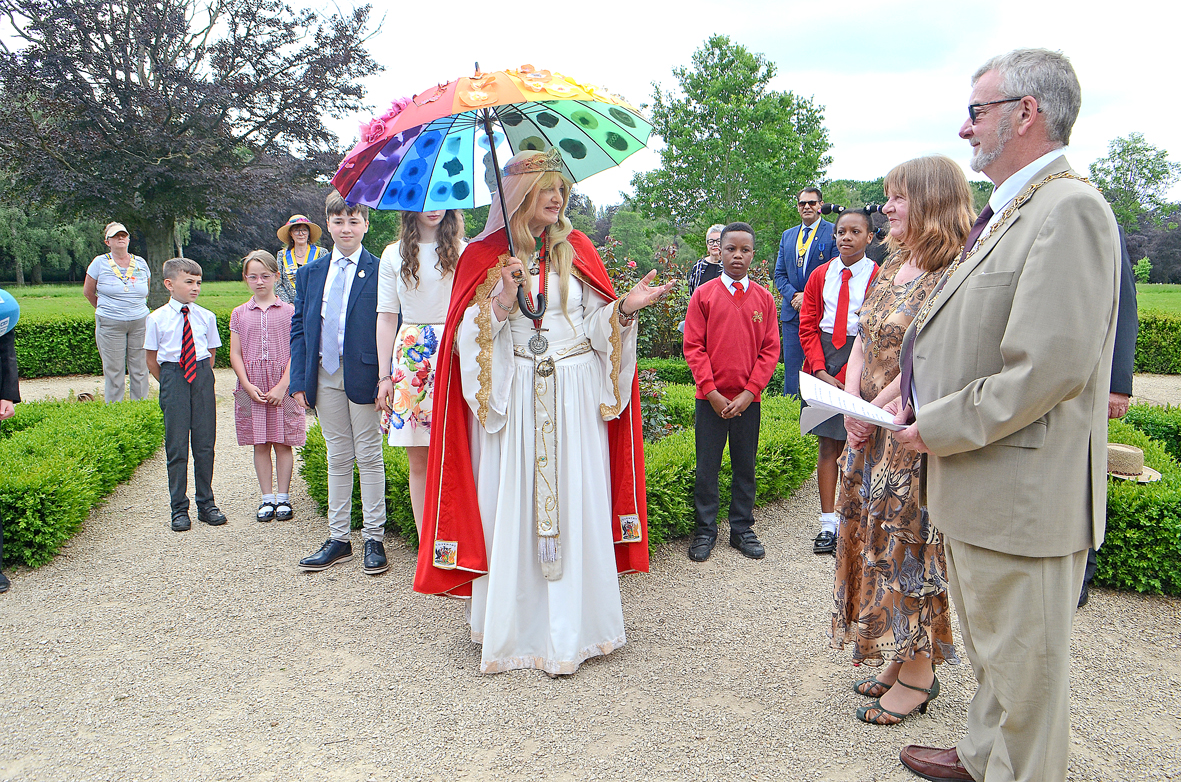 Covid memorial rose garden officially opened in Coventry park - The ...